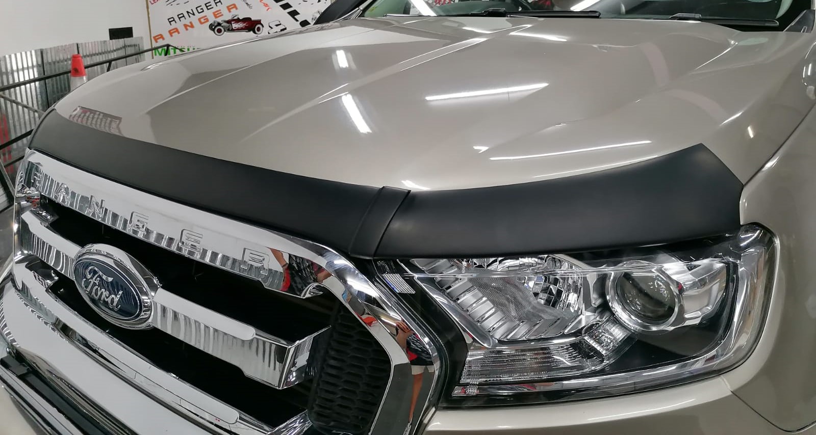 3pcs Stick-On Bonnet Guard (Bonnet Protector) Ford Ranger / Everest ...